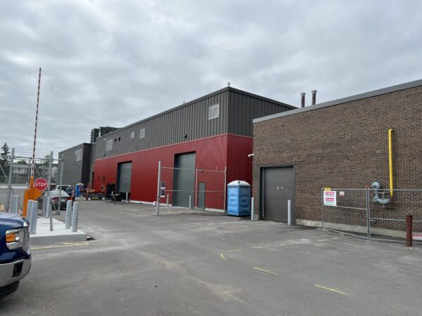 Defence Construction Canada - Lancaster • Architects DCA Inc.